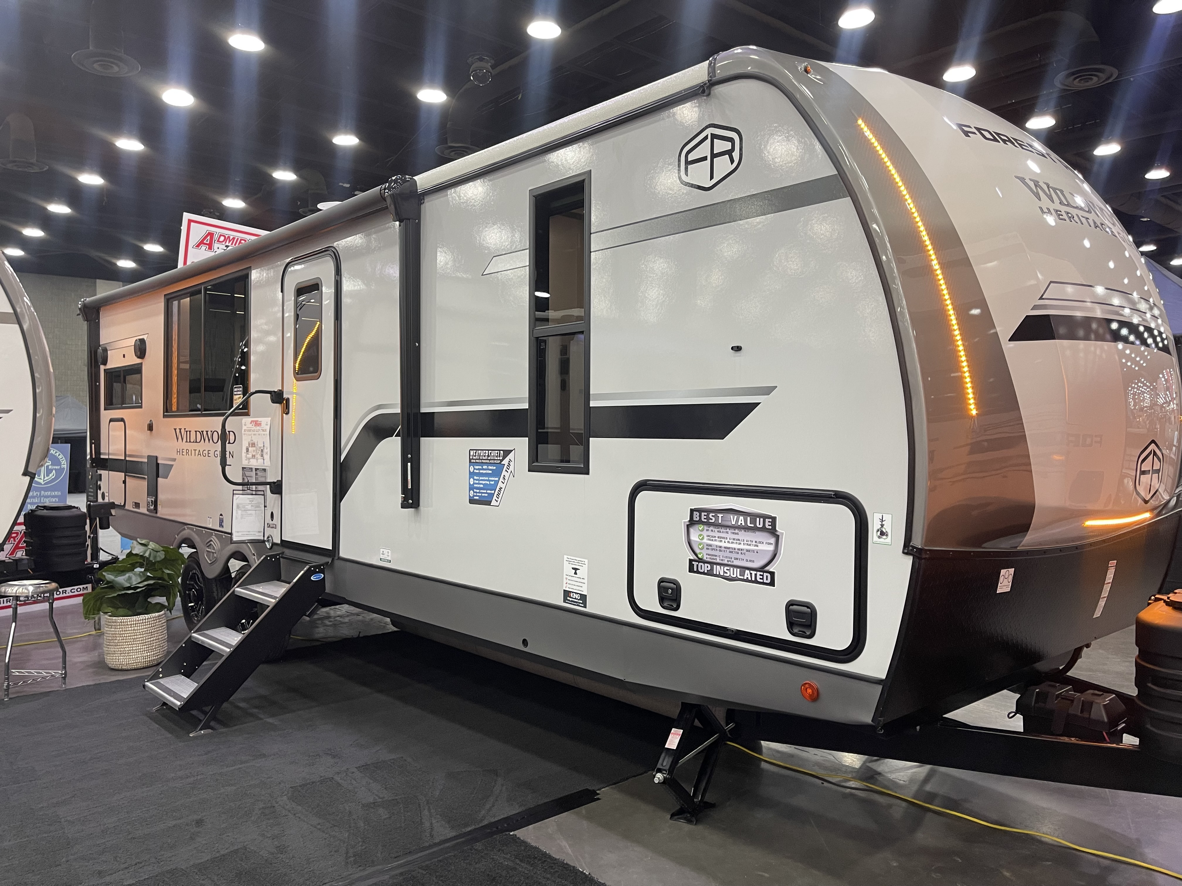 RV River Boat Dealers in Indiana