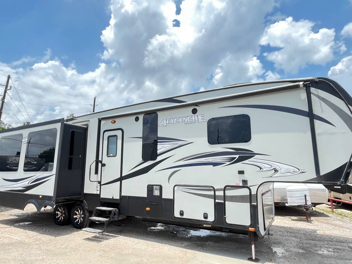 Used RV Dealer in TX - Jayco coachmen Heartland Springdale