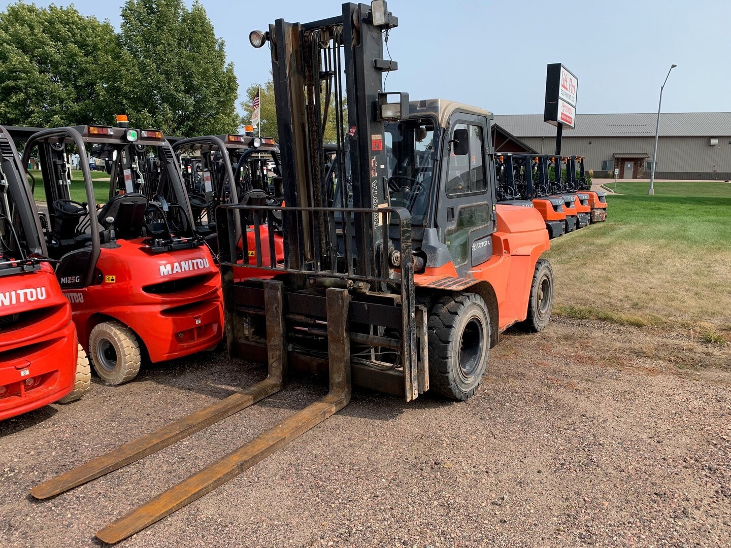 Lift Pro Equipment Co | Sales, Rentals, Parts, & More