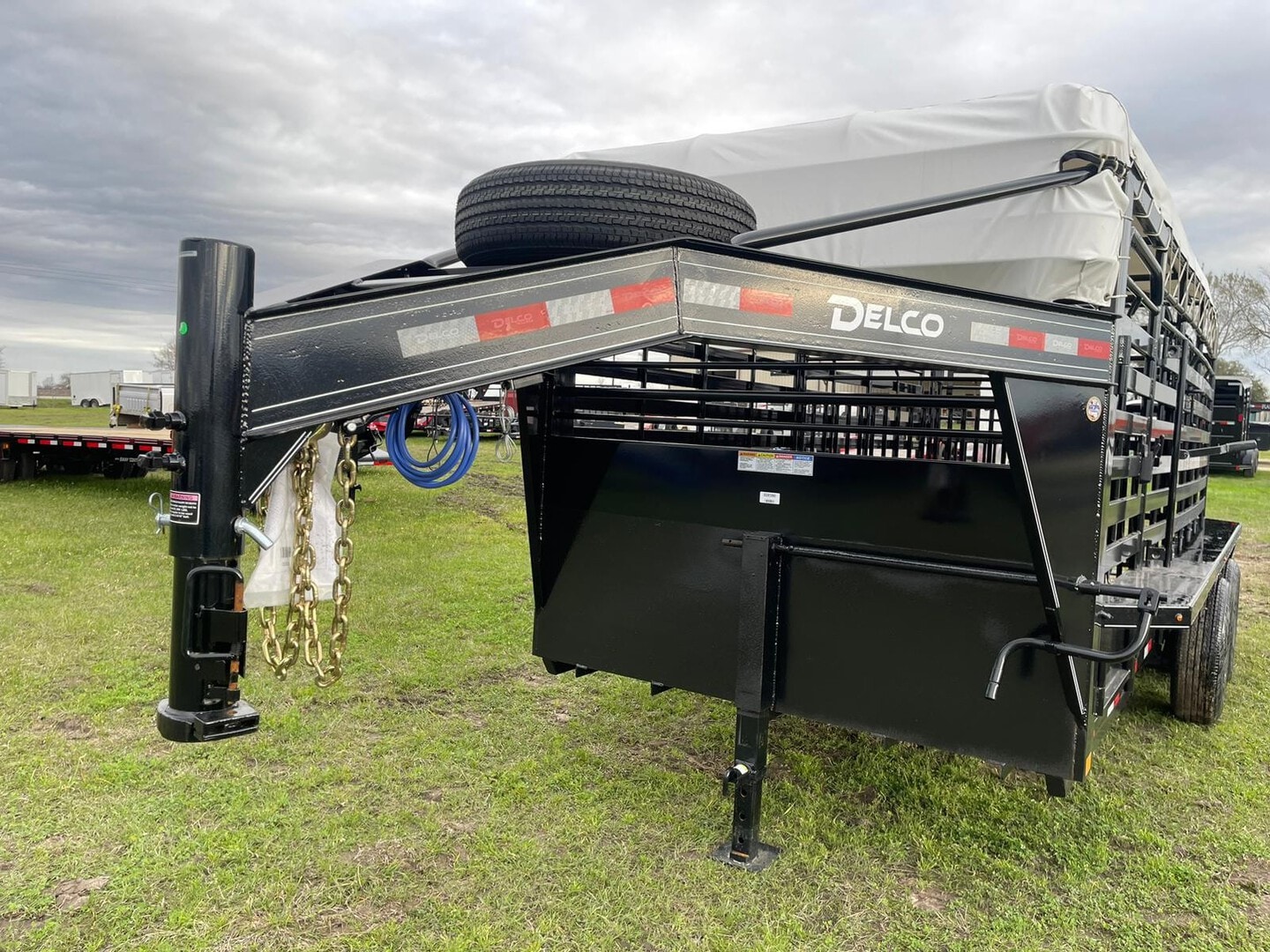 Livestock Trailers For Sale : Construction Equipment Guide