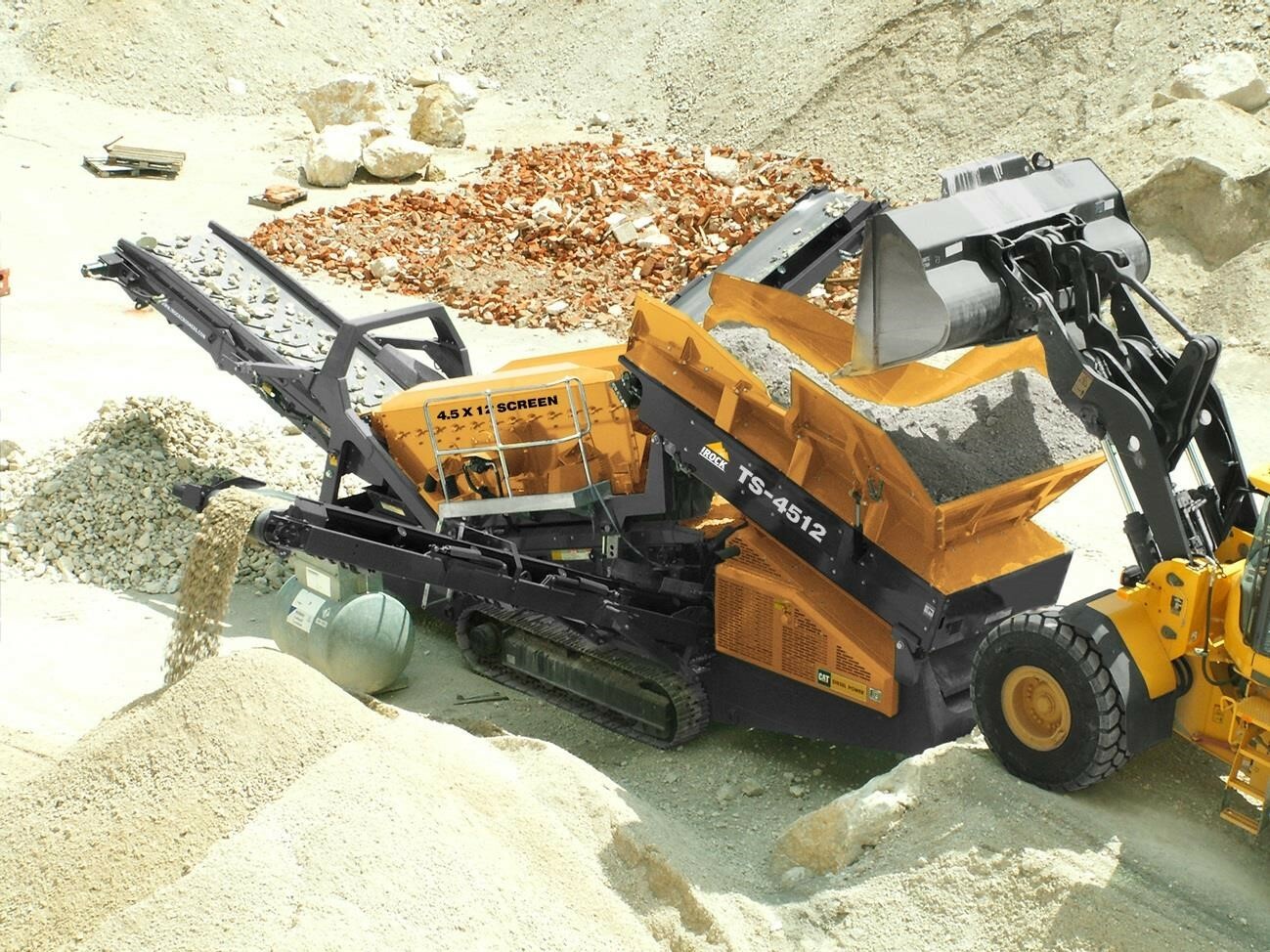 Hoffman Equipment | Heavy Equipment Dealer NY, NJ & PA