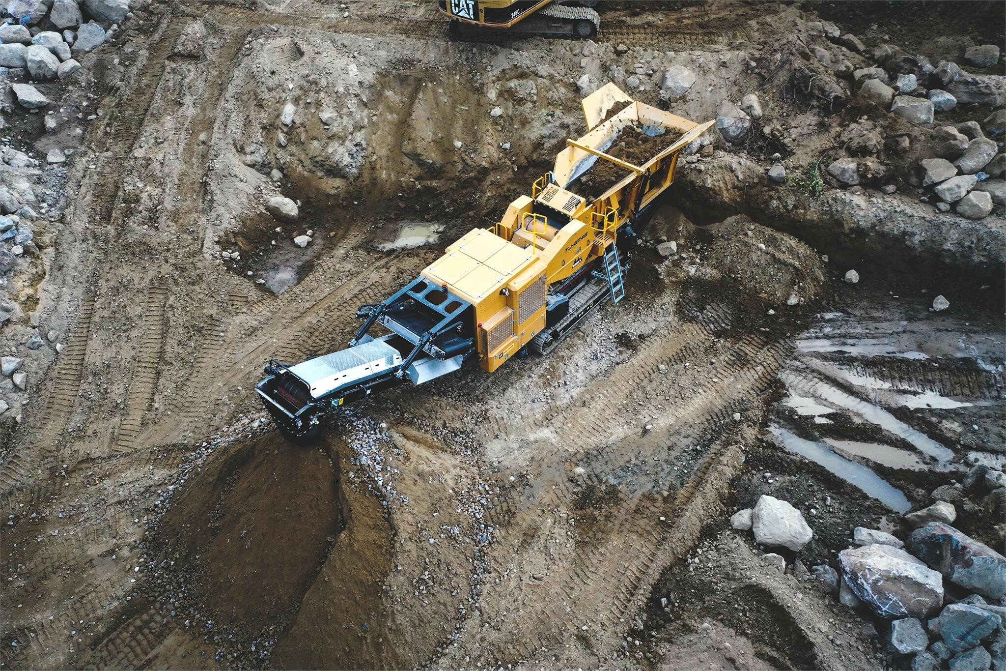 Hoffman Equipment | Heavy Equipment Dealer NY, NJ & PA