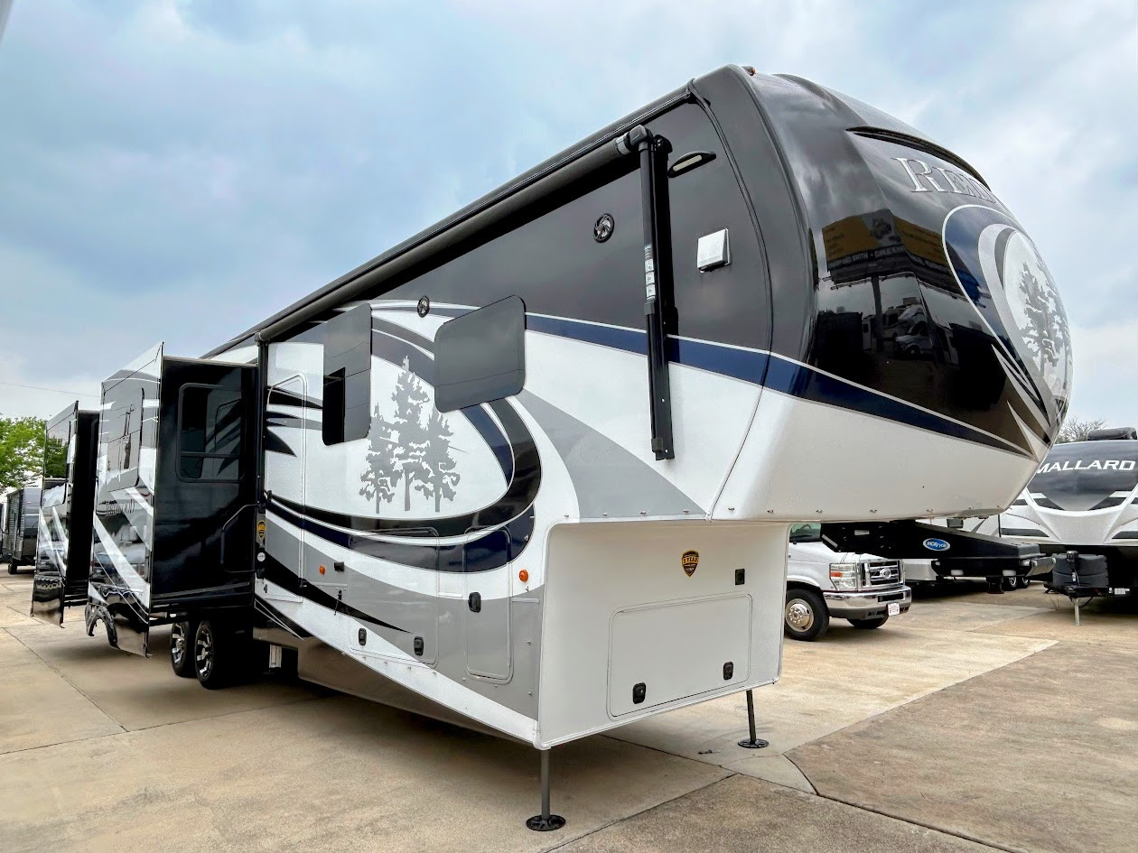 Used and New RVs for sale in Dallas TX