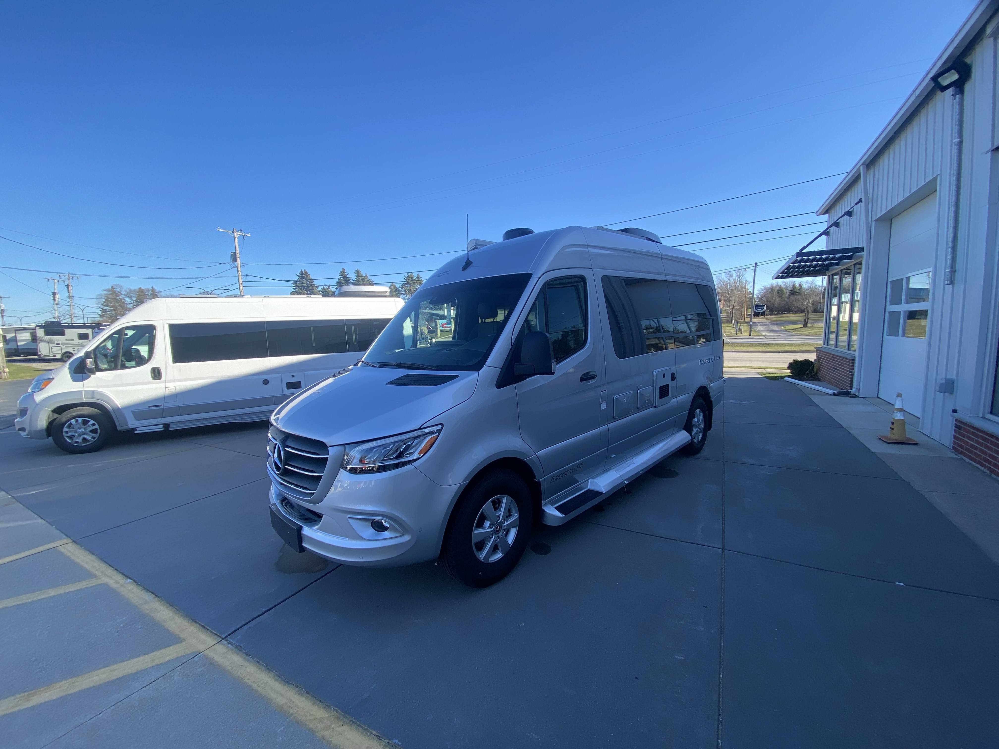 Advance Camping Sales, Featuring KZ, Pleasure Way, Winnebago, Sportsmen ...