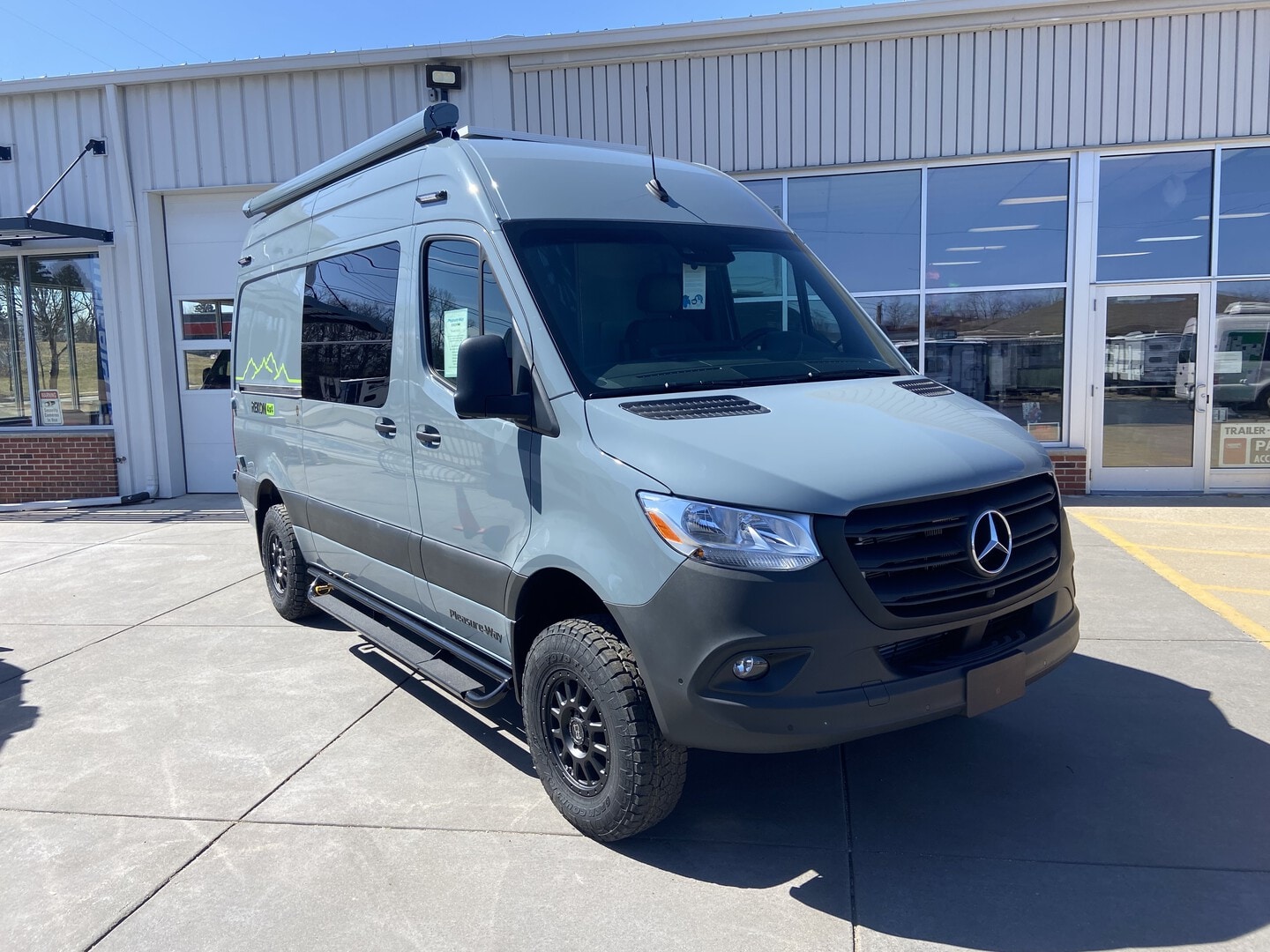 Advance Camping Sales, Featuring KZ, Pleasure Way, Winnebago, Sportsmen ...