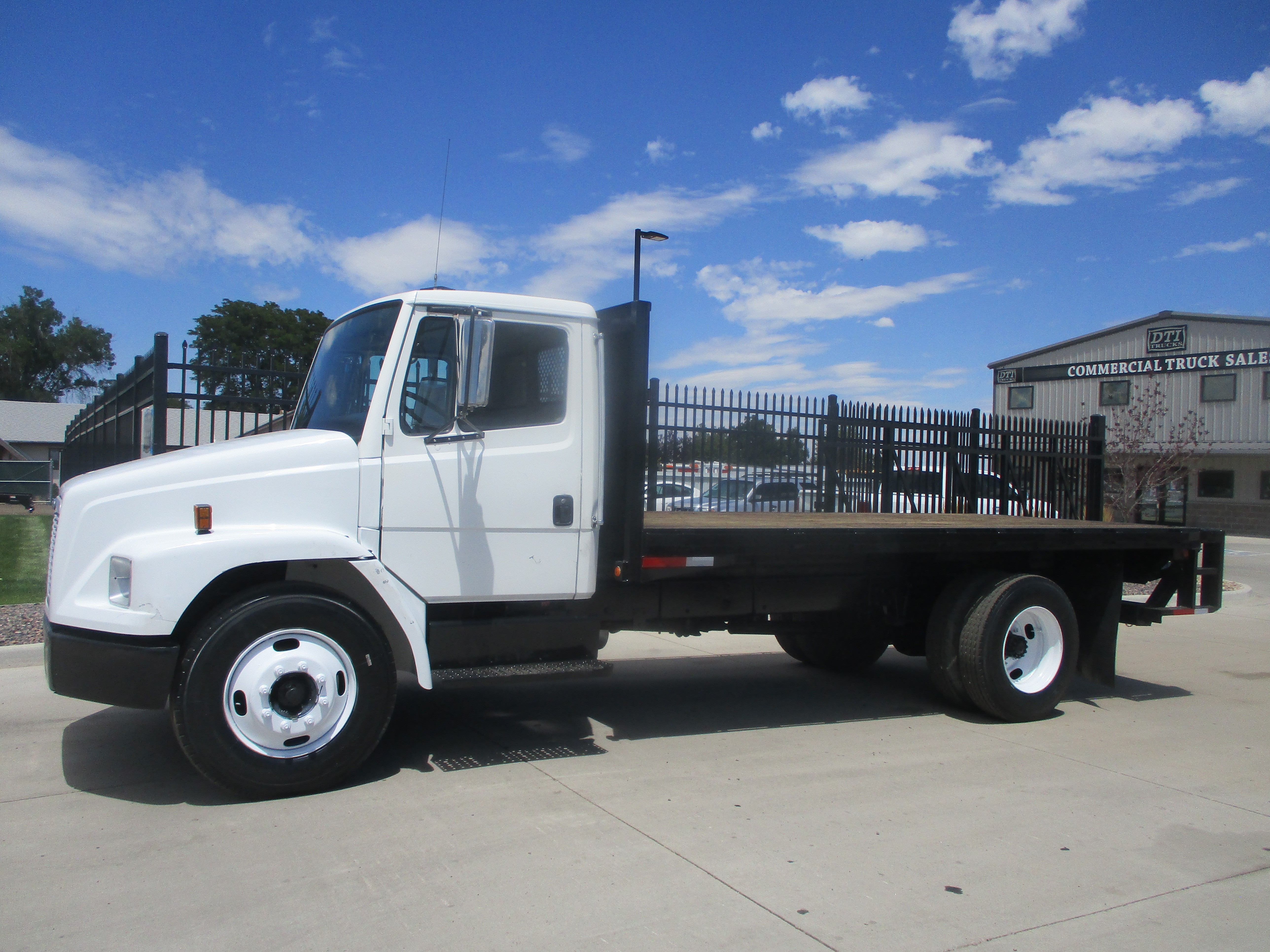 Used 2000 Freightliner FL60 in Denver, CO