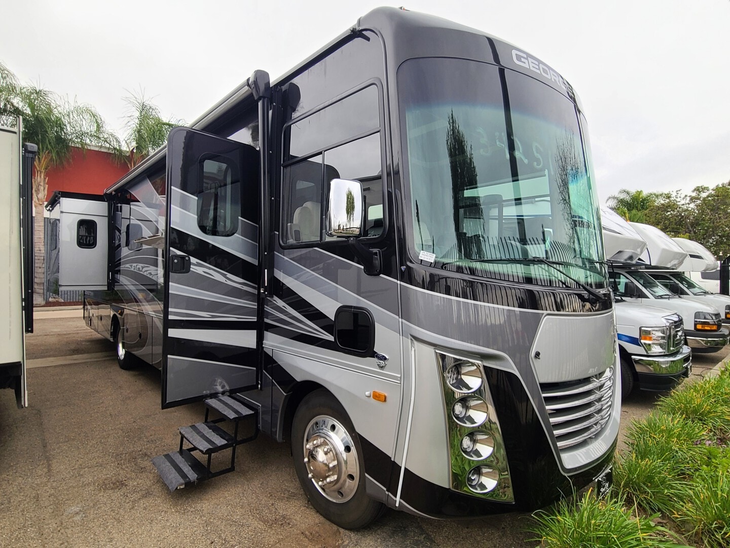 California RV Dealer | New & Used RV Sales, Parts, & Service