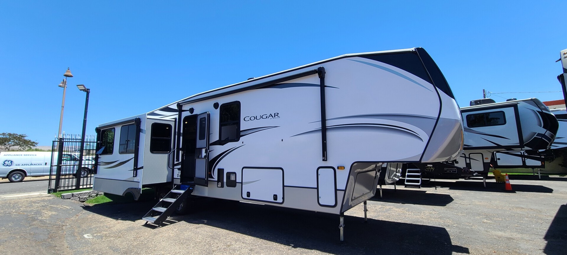 California RV Dealer | New & Used RV Sales, Parts, & Service