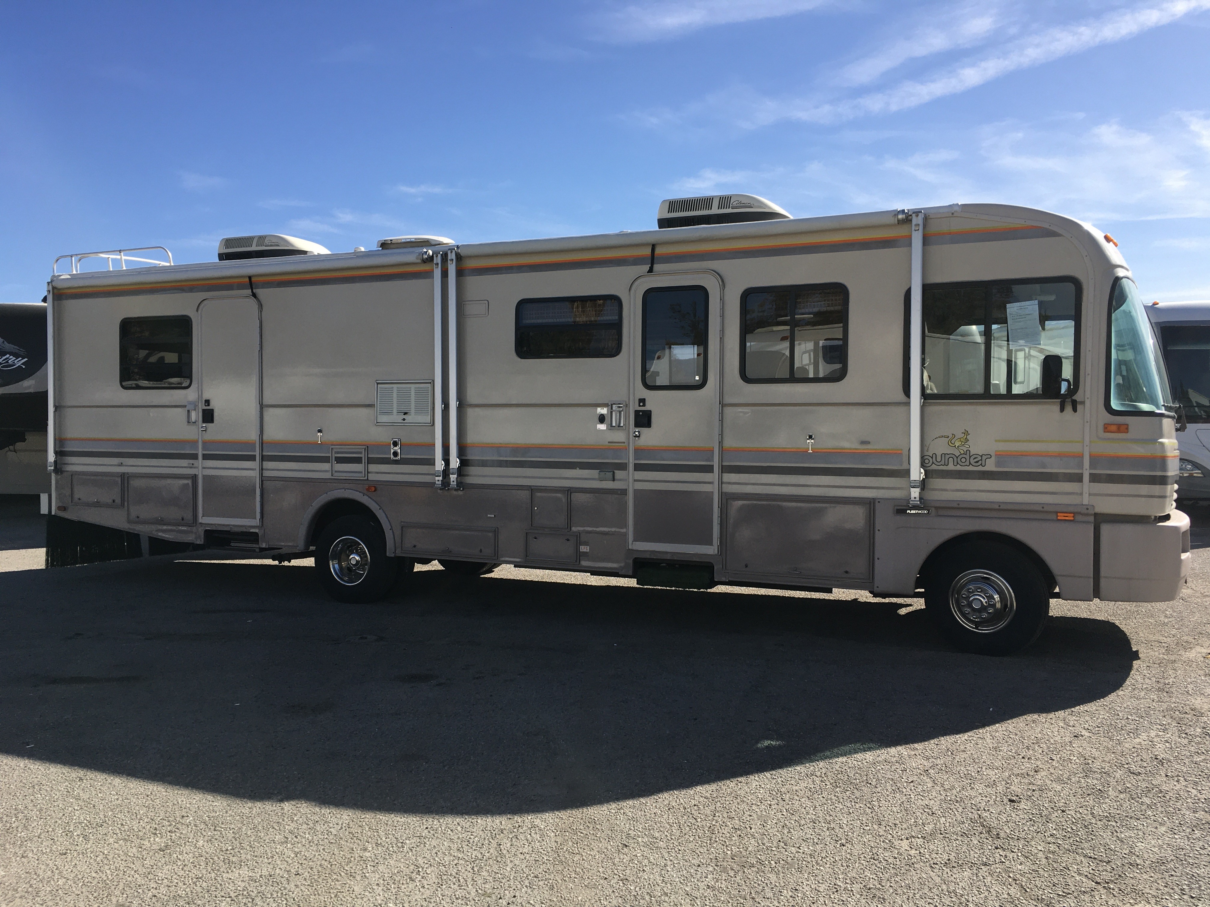 Used, 1992, Bounder®, 34 S, RV - Class A